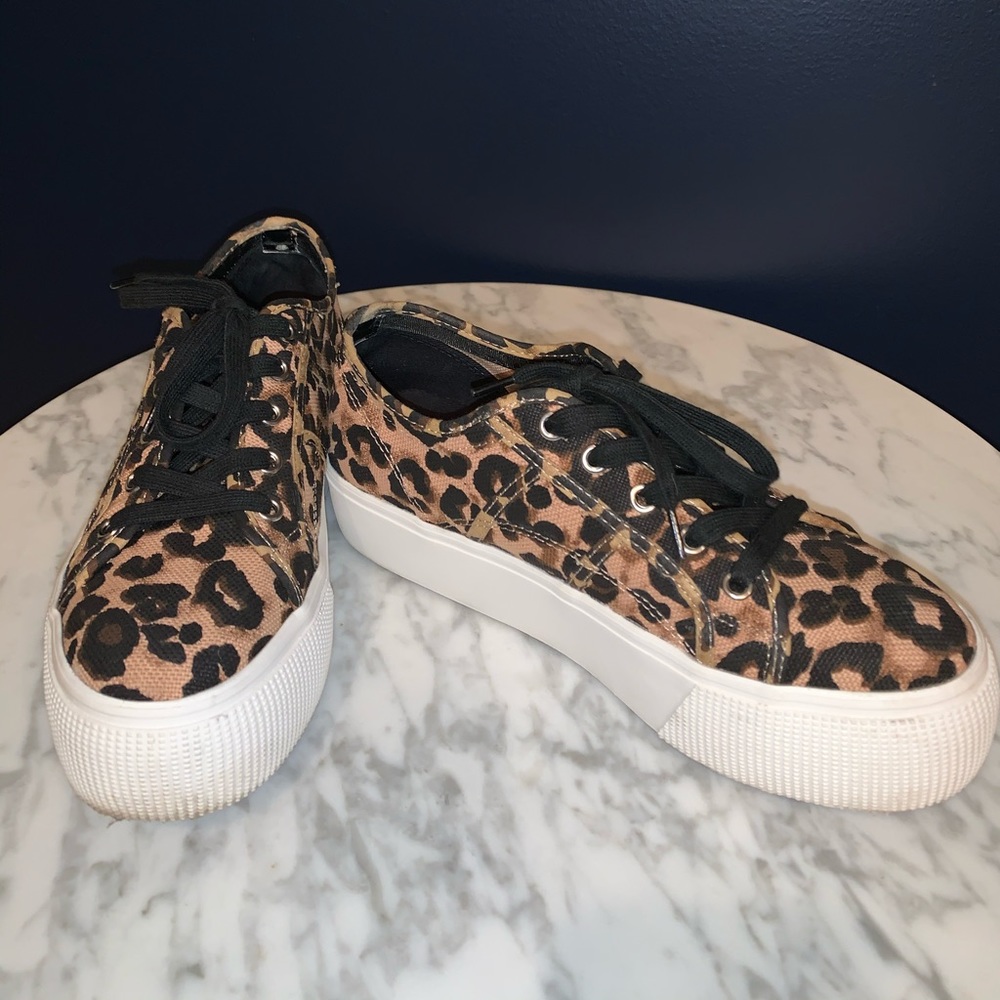Steve Madden Emmi Platform Sneaker Leopard Print - Gem